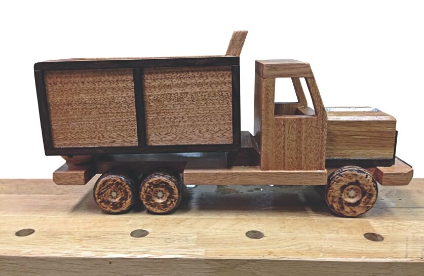 Make a simple toy truck - The Shed