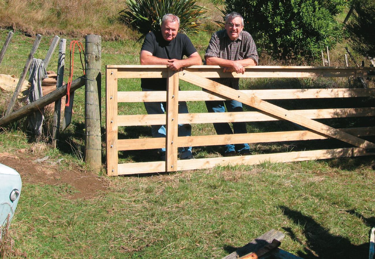 A DIY farm gate - The Shed