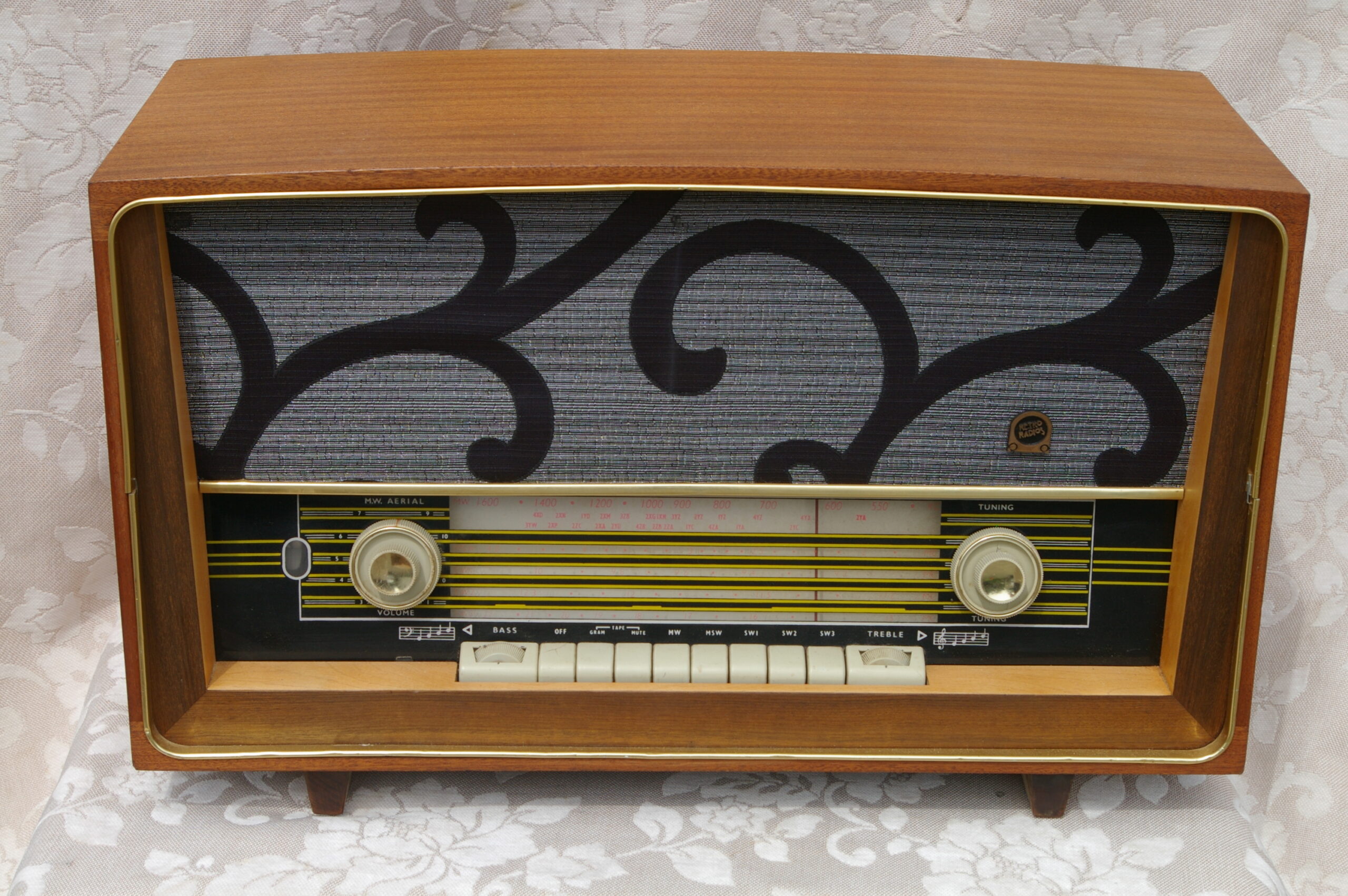 Valve radios: Retro Radio magic - The Shed